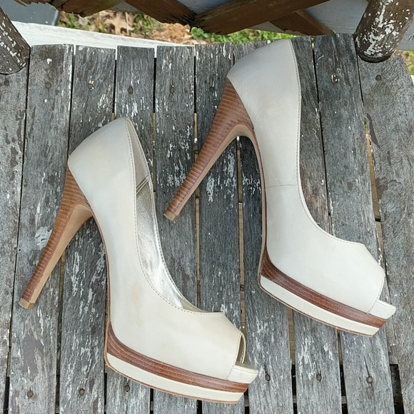 Pelle Moda | Shoes | Pelle Moda Cream Pumps Heels Platform Peeptoe 8 ...